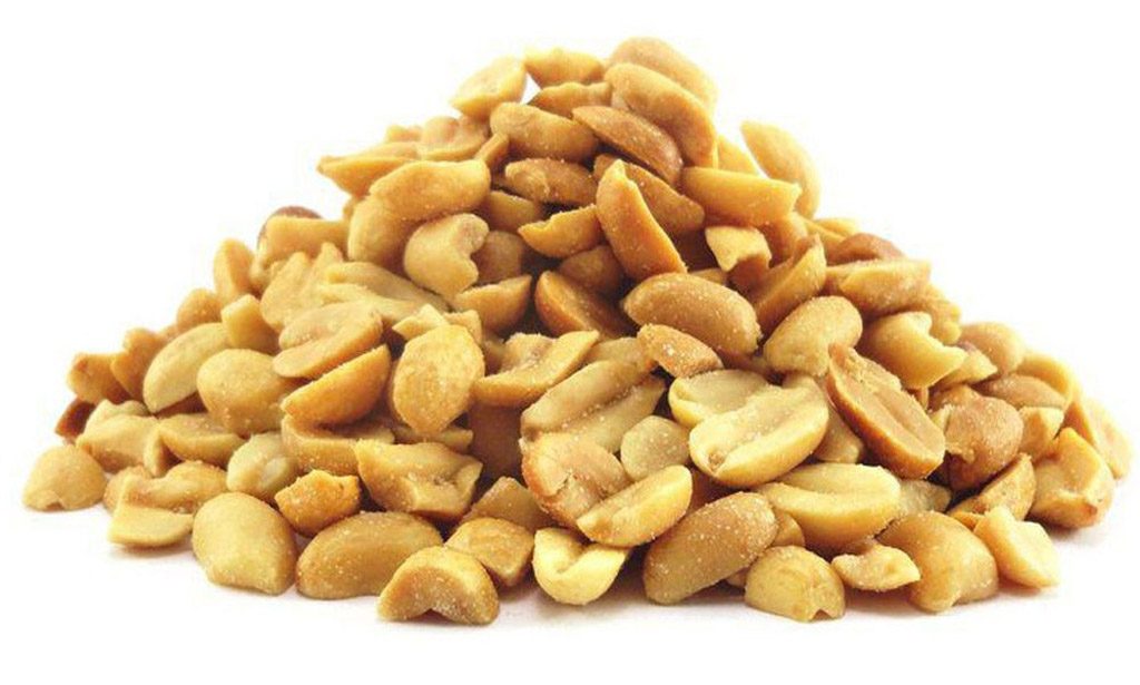 Amendoim é tira-gosto delicioso que carrega uma infinidade de benefícios